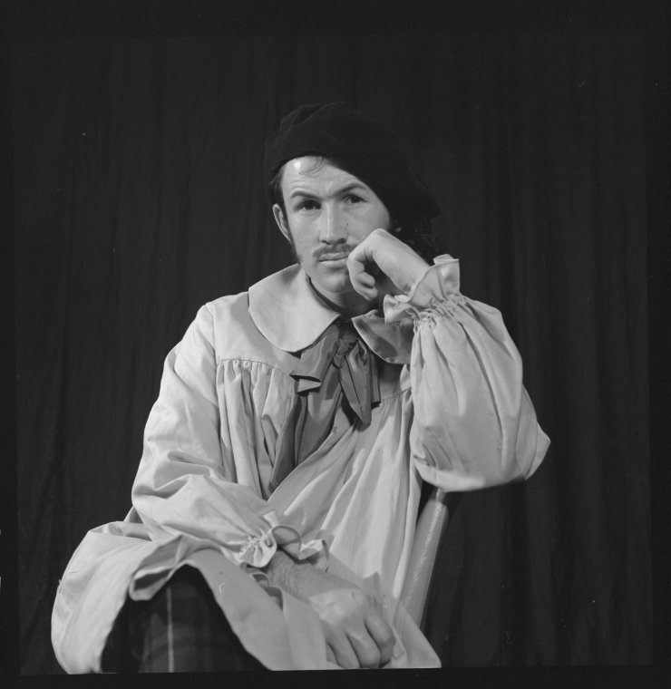Cast of La Boheme playing at His Majesty's Theatre, Perth, August 1969 ...