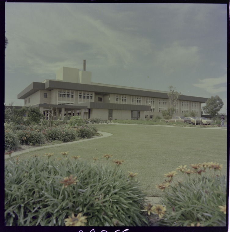 Rockingham Kwinana District Hospital, 6 October 1977 - JPG 115.6 KB