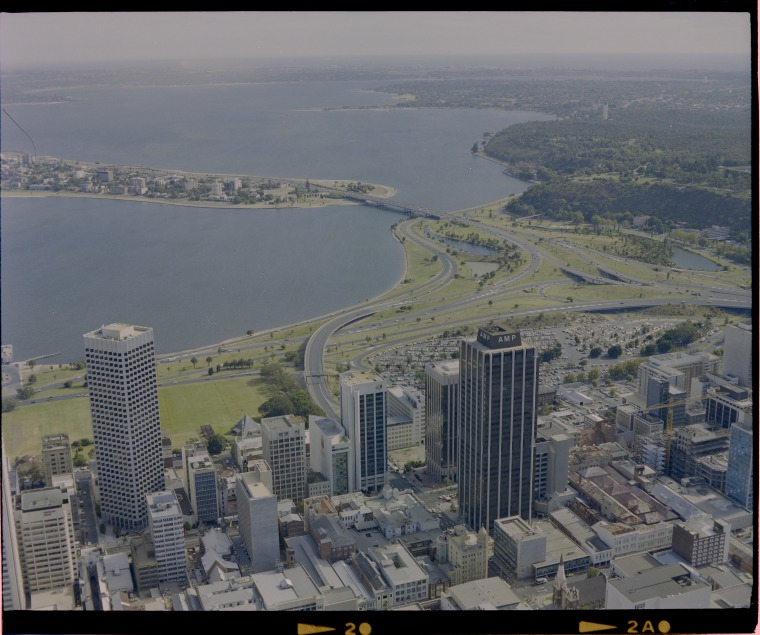 Aerial photographs of Perth CBD, 4 March 1981 - JPG 132.1 KB