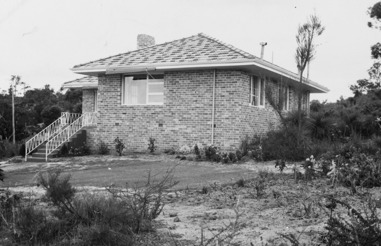 Barbara Grimes collection of photographs : - State Library of Western ...