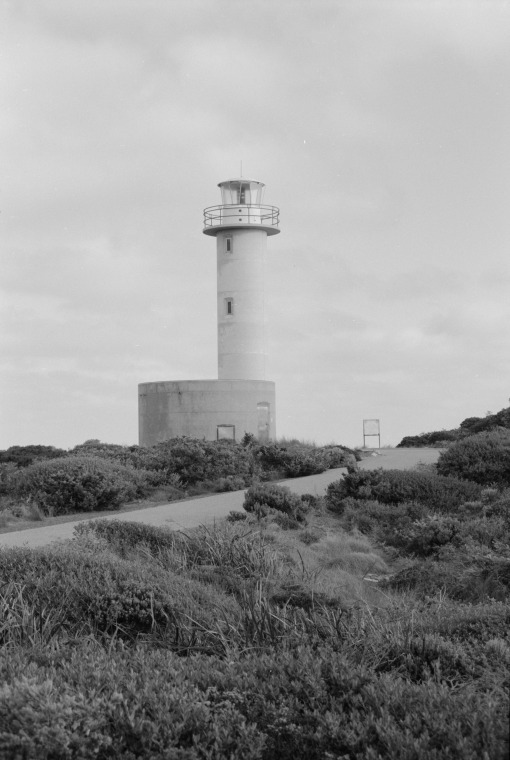 Cave Point Lighthouse, south of Albany, January 1995 - JPG 85.1 KB