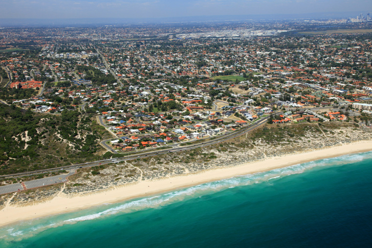 Aerial photographs of Trigg, 21 February 2012 - JPG 262.4 KB