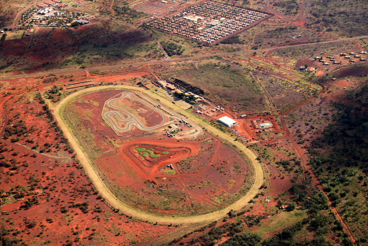 Aerial photographs of Newman north, 7 May 2012 - JPG 332.1 KB