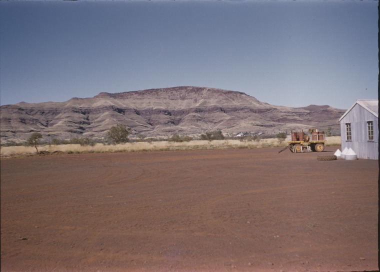 Wittenoom town and Wittenoom Gorge - JPG 79.2 KB