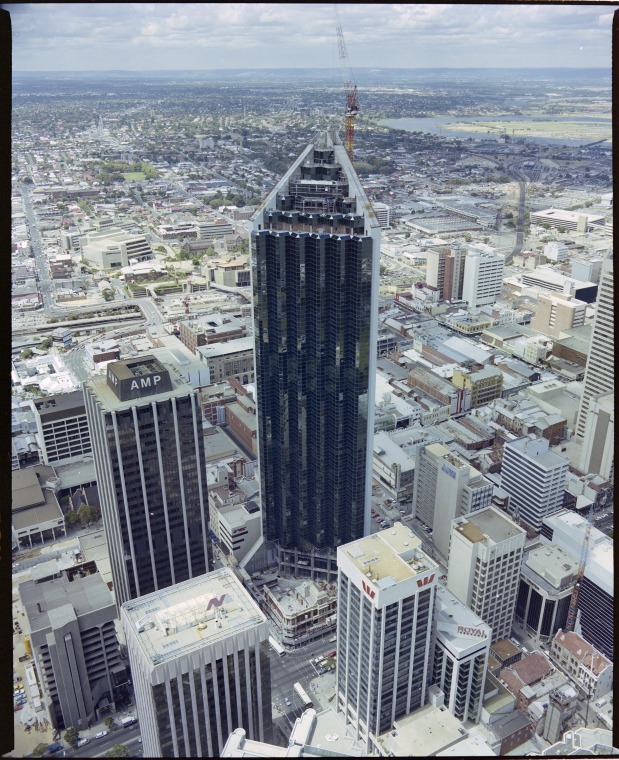 Aerial photographs of the Perth CBD, January 1988 - JPG 203.2 KB