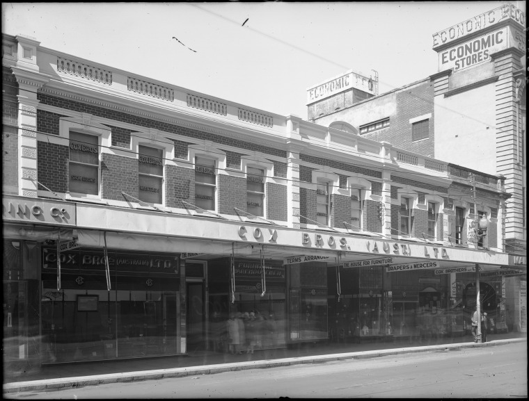 Cox Bros premises in Perth, warehouse and 92 William Street. - JPG 122.3 KB