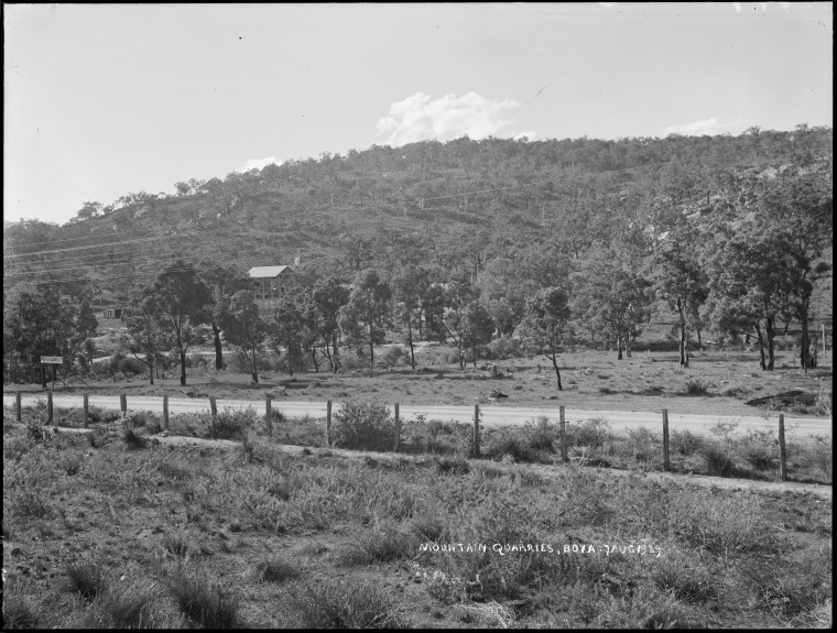 Mountain Quarries, Boya, 7 August 1929. - JPG 151.1 KB