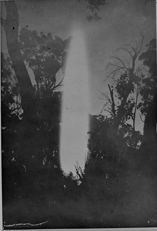 The Wallsend Mine fire. - State Library of Western Australia