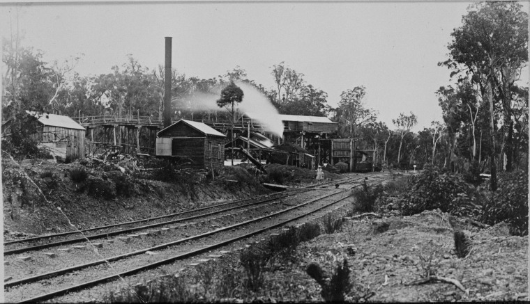 Surface workings of the Griffin Colliery, Collie. - JPG 125.7 KB