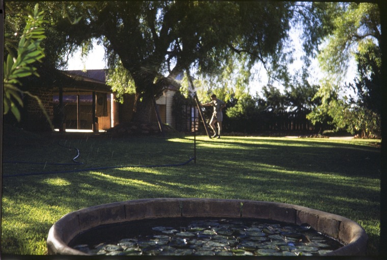 Belele Station and Jack and Lindsay Henderson, March 1955. - JPG 134.1 KB