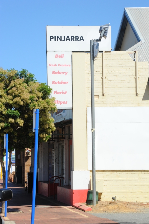 Pinjarra, 23 March 2012 : part one. - JPG 219.5 KB