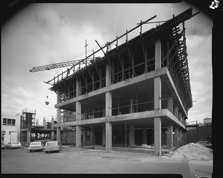 Construction of a new office building at 222 St George's Terrace, Perth ...