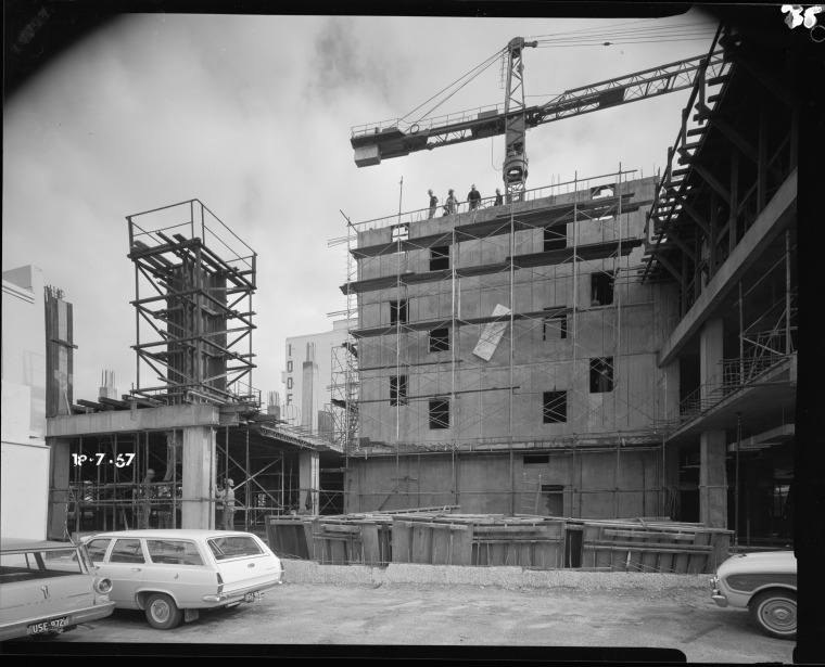 Construction of a new office building at 222 St George's Terrace, Perth ...