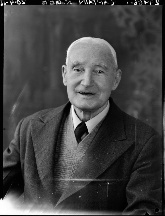 Robert Gee VC, 20 April 1956. - JPG 89.6 KB
