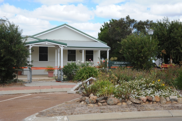 Jerramungup, 1 April 2012 : part two. - JPG 282.1 KB