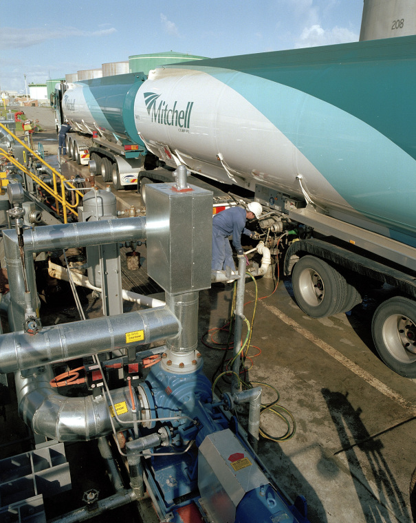 Mitchell Corp crude oil tanker truck and trailer at Hovea oil ...