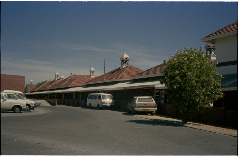 Swanbourne Hospital, March 1985. - JPG 82.7 KB