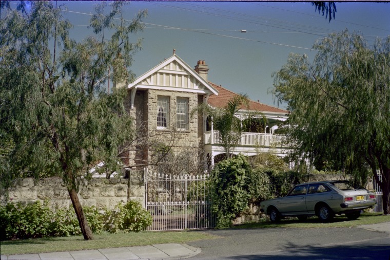 Forrest Street, Peppermint Grove, September 1984. - JPG 163.4 KB