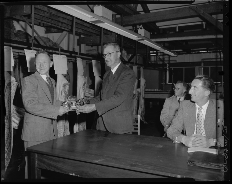 Presentation to A.T. Wicksteed, winner of the Baconer Carcase ...