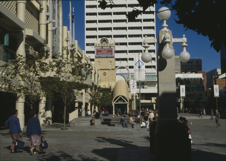 Forrest Place, Perth. - JPG 122.7 KB