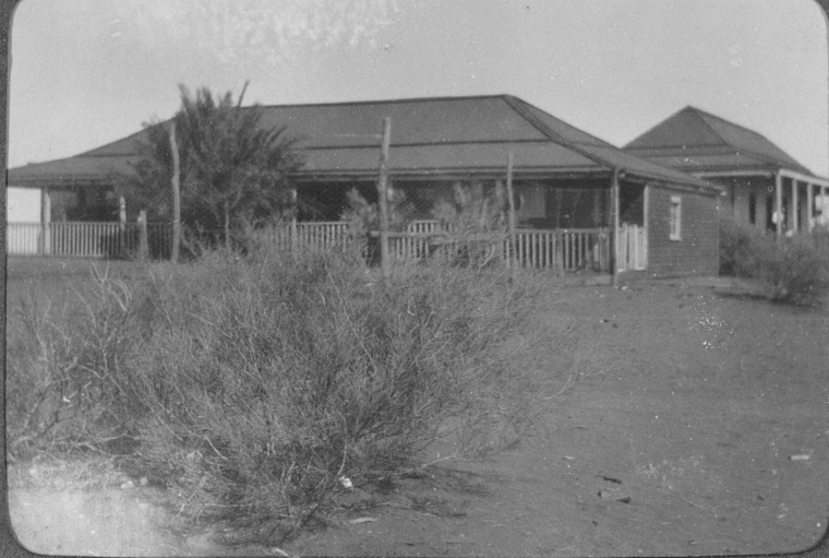 Minderoo Station Homestead. - JPG 99.4 KB