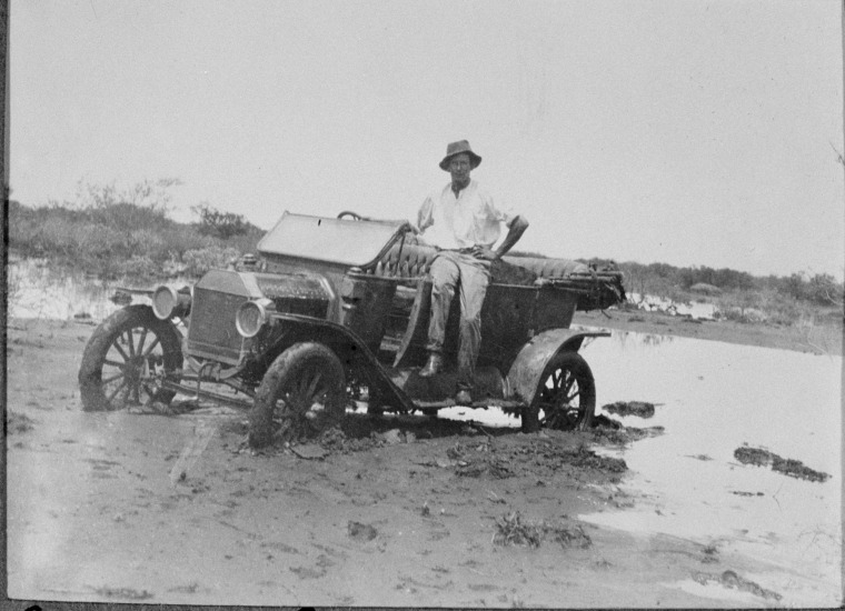 Driving through flooded sections of Minderoo Station, January 1915 ...