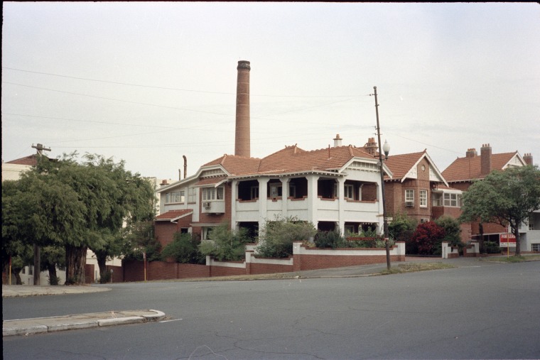 Mount Street and Cliff Street, Perth and West Perth. - JPG 91.8 KB