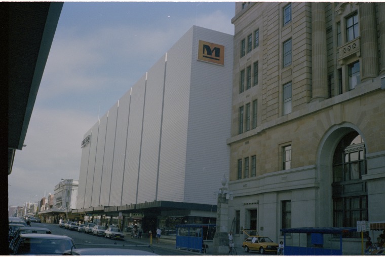 Murray Street, Perth : part four. - JPG 83.5 KB