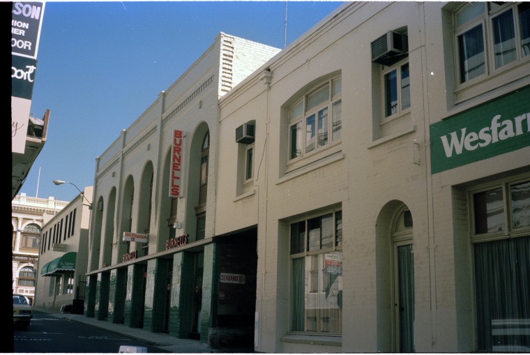 Queen Street, Perth. - JPG 97.1 KB