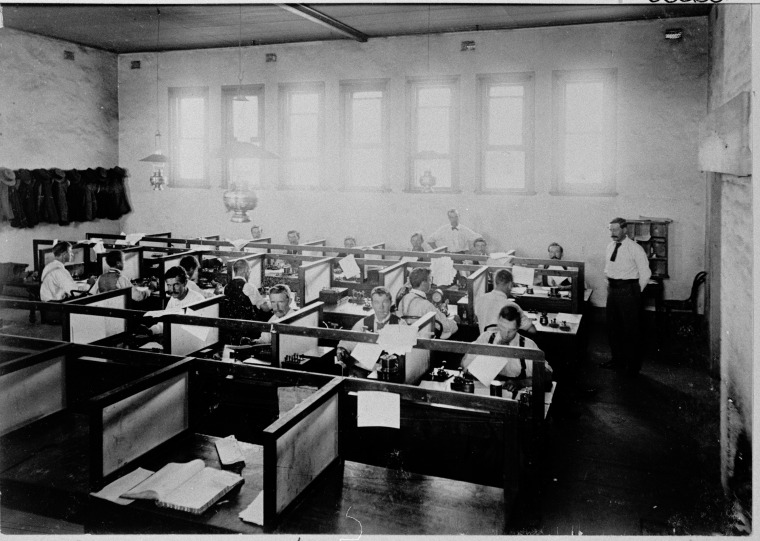Coolgardie Post and Telegraph Office employees at work. - JPG 115.8 KB