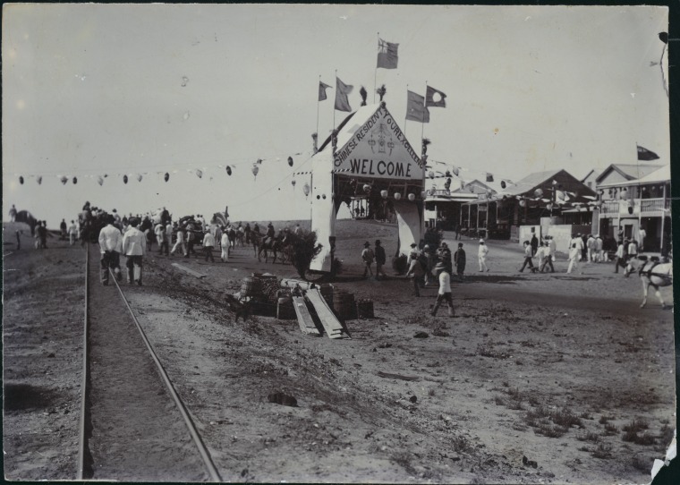 Welcome arches in Broome built by the Chinese and Japanese communities ...