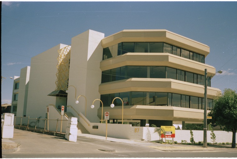 Colin Street, West Perth. - JPG 86.6 KB