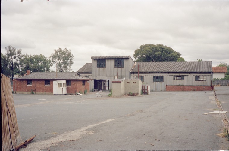 Stuart Street, Perth, February 1989. - State Library of Western Australia