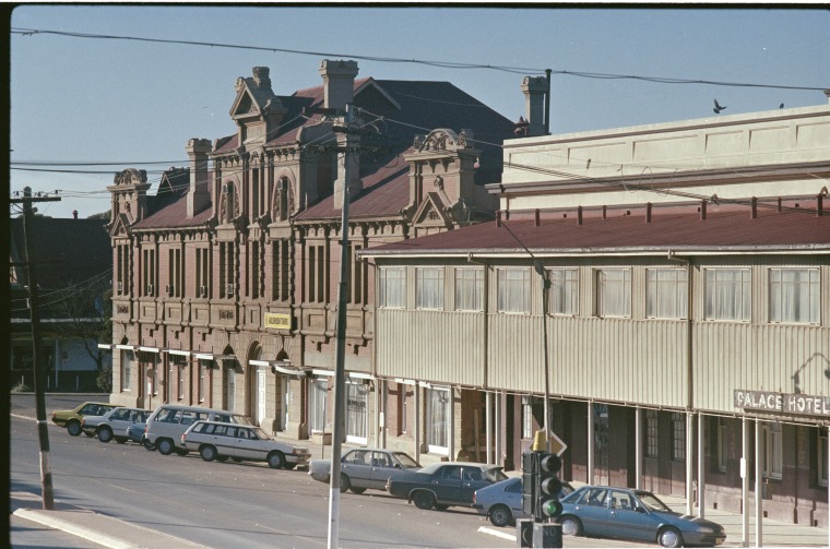 Kalgoorlie, May 1985 and October 1986 : - JPG 122.1 KB