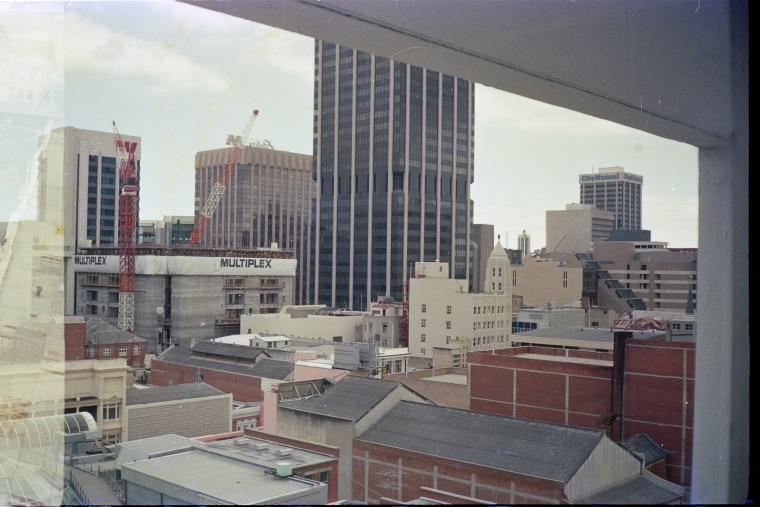 Perth skyline and views taken during 1985. - JPG 103.4 KB