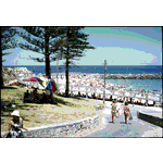 Beachgoers on City Beach. - JPG 120.4 KB