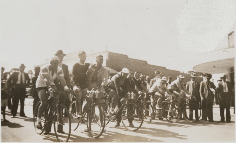 Archibald Robert Priestly collection of photographs. - JPG 75.2 KB