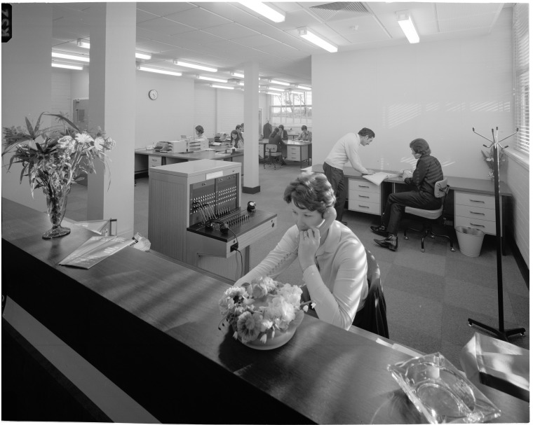 Radio station 6IX studios at Tuart Hill, August 1971. - JPG 91.9 KB