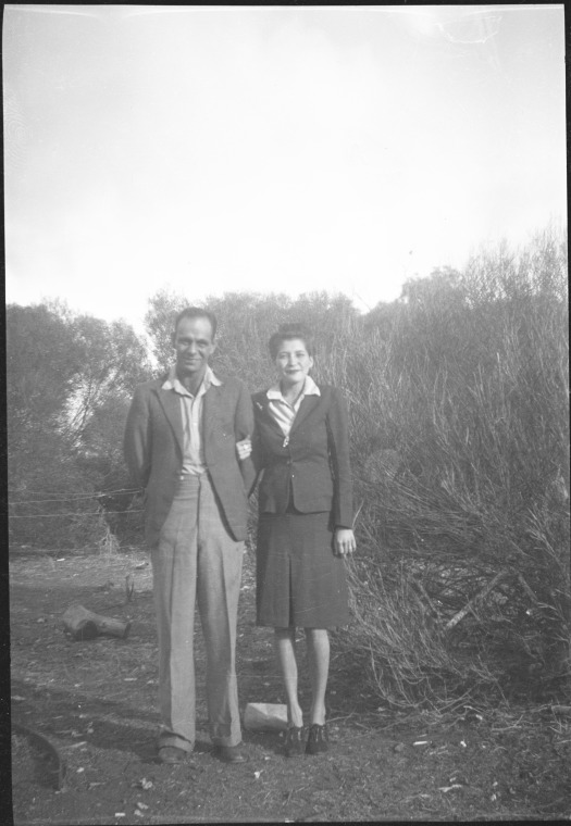Cecil Phillips and Doreen Phillips (nee Holmes) at Goomalling. - JPG 84 ...