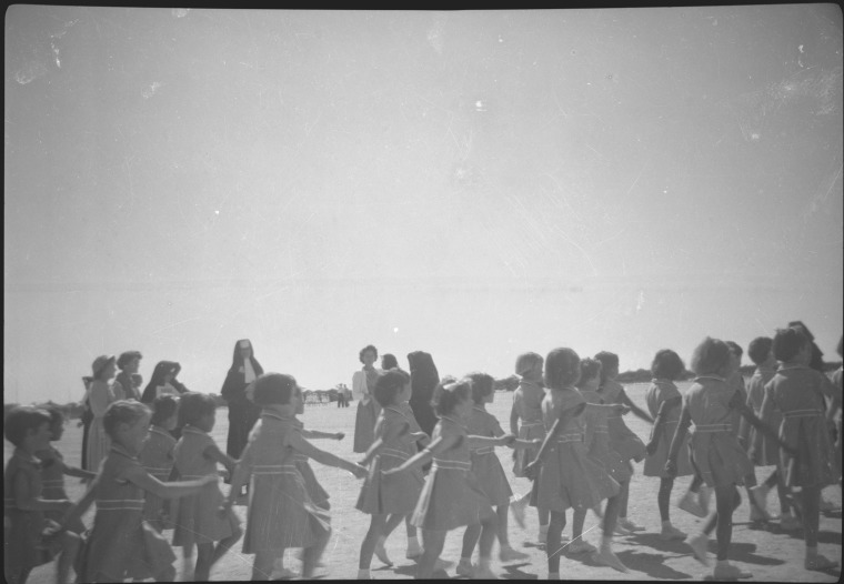 School sports day at Goomalling. - JPG 63.6 KB