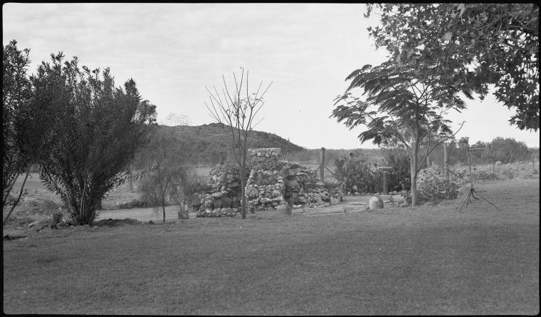 Hillside Station Homestead, Marble Bar. - JPG 112.5 KB