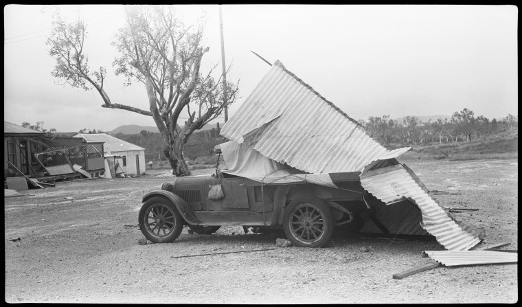 Aftermath of a cyclone at Marble Bar, Western Australia. - JPG 103.0 KB