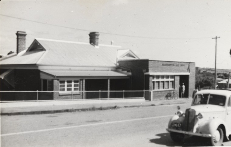 Northampton Post Office. - JPG 56.6 KB