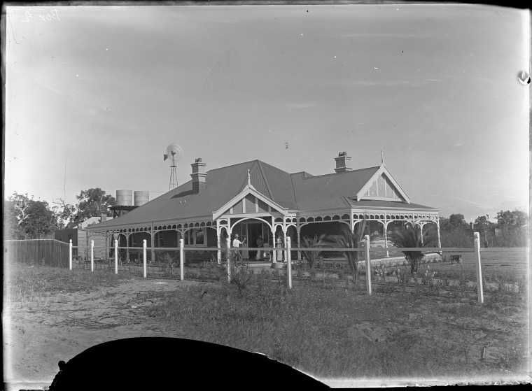Croham, house at 80 Watkins Road corner of Victoria Avenue, Dalkeith ...