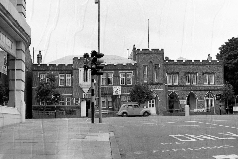 Perth and West Perth, 1964-65. - JPG 126.1 KB