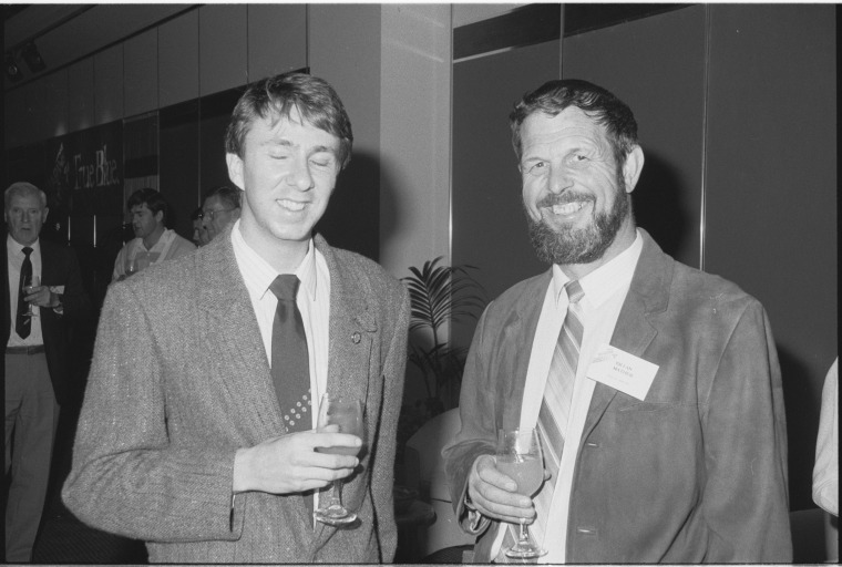 Promotional event for Shell Marine's True Blue. - JPG 86.4 KB