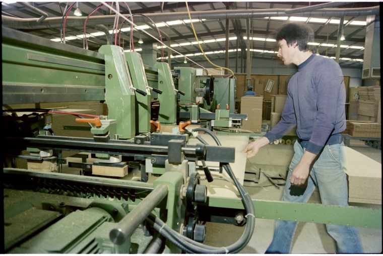 Manufacturing desks at the Allwood Furniture factory. - JPG 125.0 KB