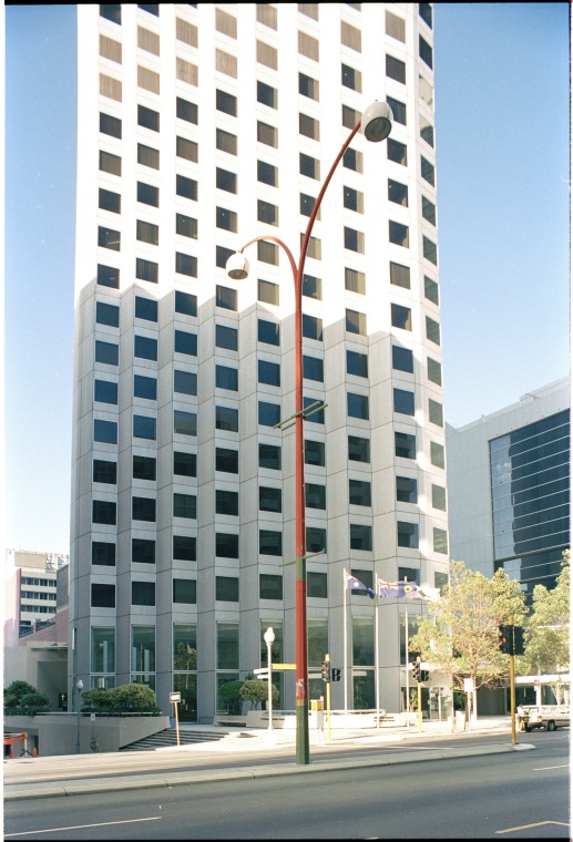 Allendale Square, Perth, 22 November 1993. - JPG 118.4 KB