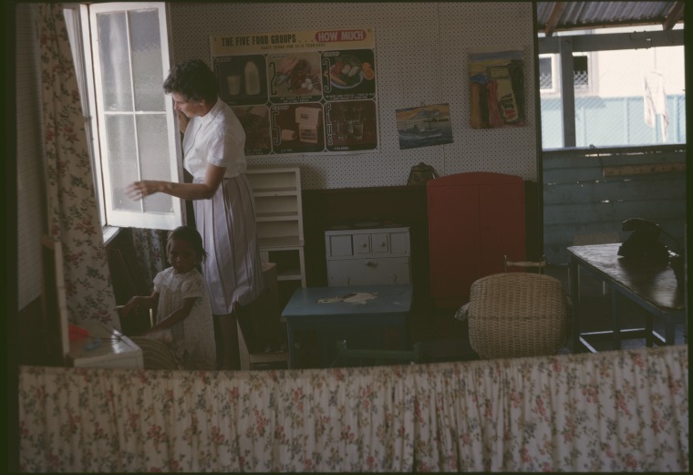 Elsie Gare at the Allawah Grove Kindergarten, 22 March 1963. - JPG 85.2 KB