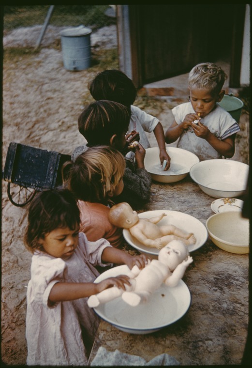 Children at Allawah Grove Kindergarten, 26 February 1960. - JPG 101.8 KB